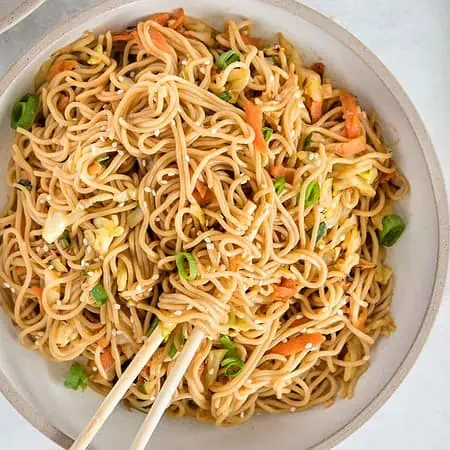 Teriyaki Noodles with Easy Homemade Teriyaki Sauce - Feasting not Fasting